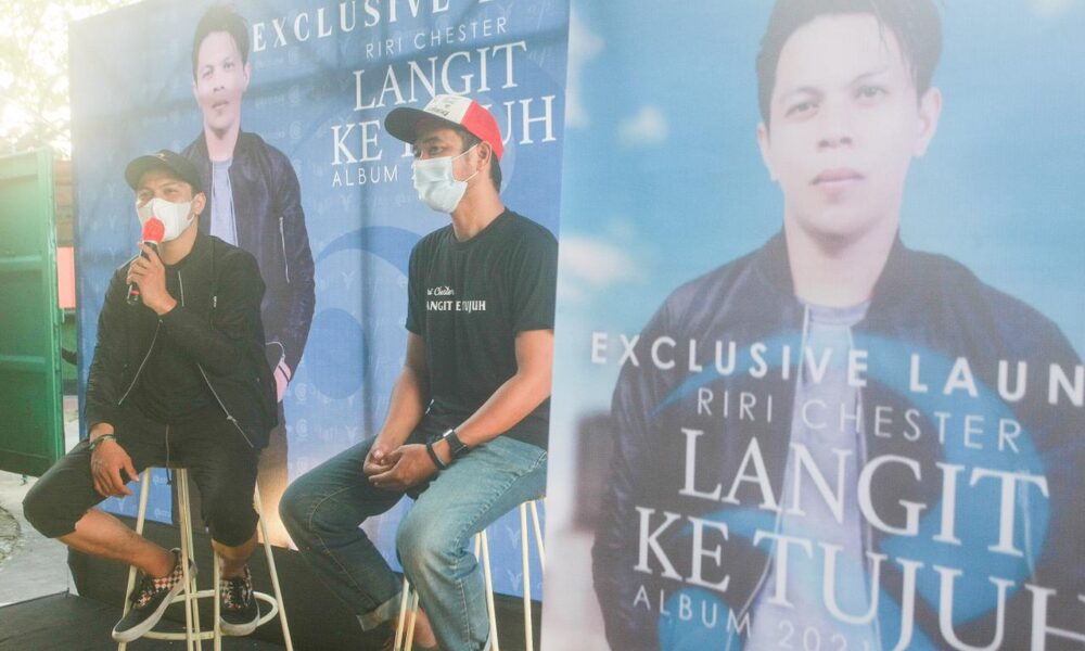 Riri Chester Luncurkan Album Single “Langit Ketujuh” – Ujung Jari Riri Chester Luncurkan Album Single “Langit Ketujuh” – Ujung Jari