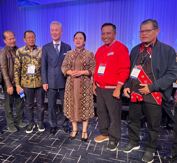 Rektor UNM Prof Husain Syam Dampingi Puan Maharani Kunker ke Busan ...