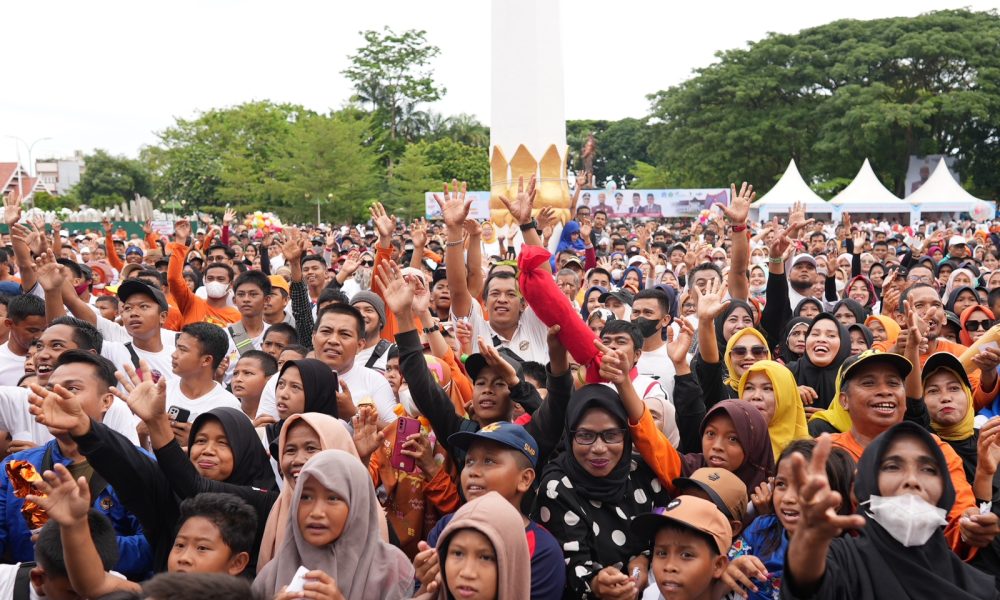 30 Ribu Peserta Jalan Sehat Sulsel Anti Mager Penuhi Lapangan Merdeka ...