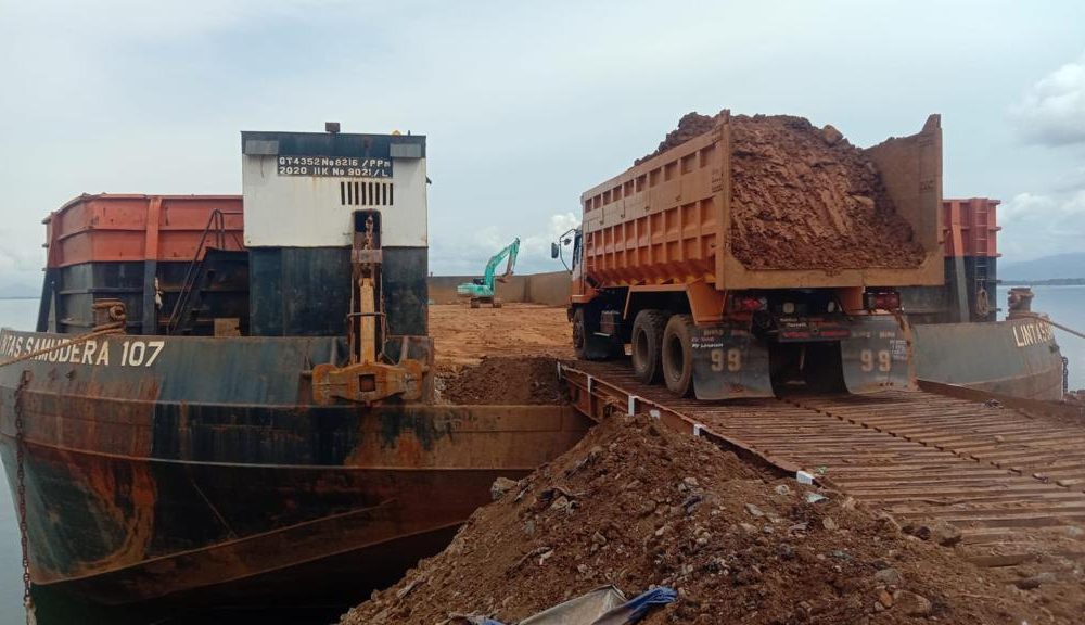 Syahbandar Malili Diduga Abaikan Perintah Kemenhub Atas Penghentian ... Syahbandar Malili Diduga Abaikan Perintah Kemenhub Atas Penghentian ...