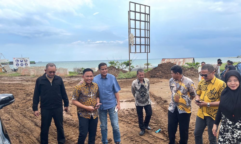 Fuad Hasan Lirik Investasi Pelabuhan di Bantaeng – Ujung Jari