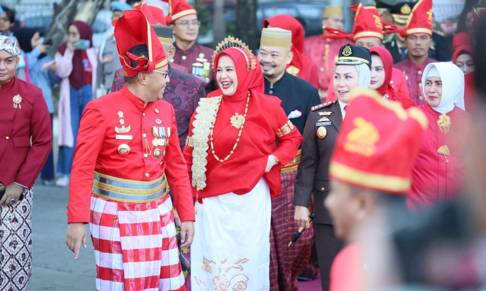 Nuansa Pakaian Adat Dari Berbagai Daerah Semarakkan Peringatan Hut