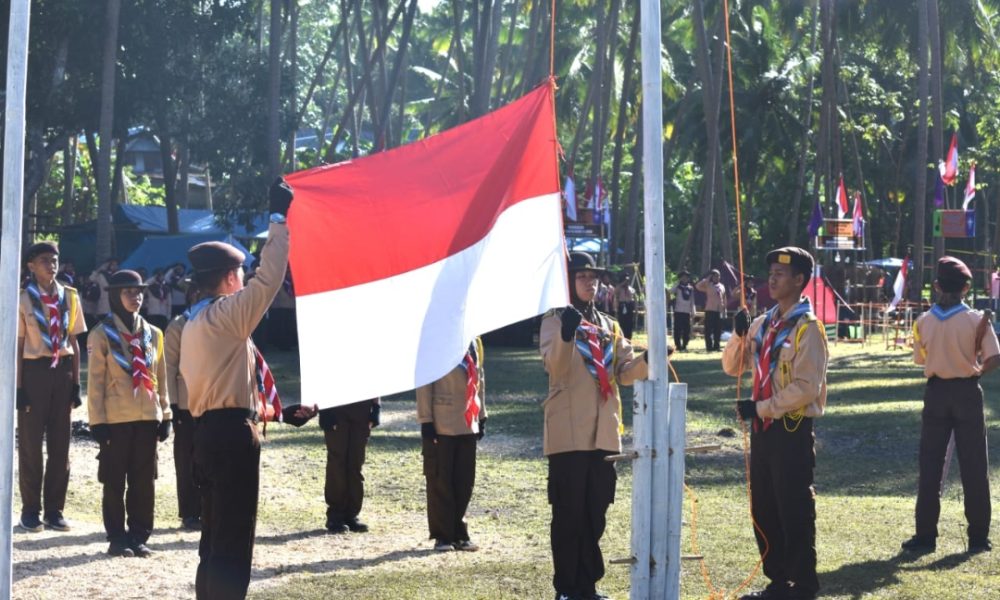 Wabup Saiful Arif Irup Apel HUT ke-62 Pramuka – Ujung Jari