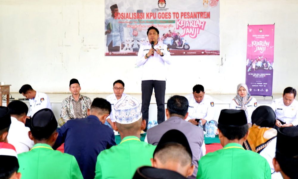 Tingkatkan Partisipasi Pemilih Pemula, KPU Sasar Santri Ponpes Nobar ‘Kejarlah Janji’ – Ujung Jari