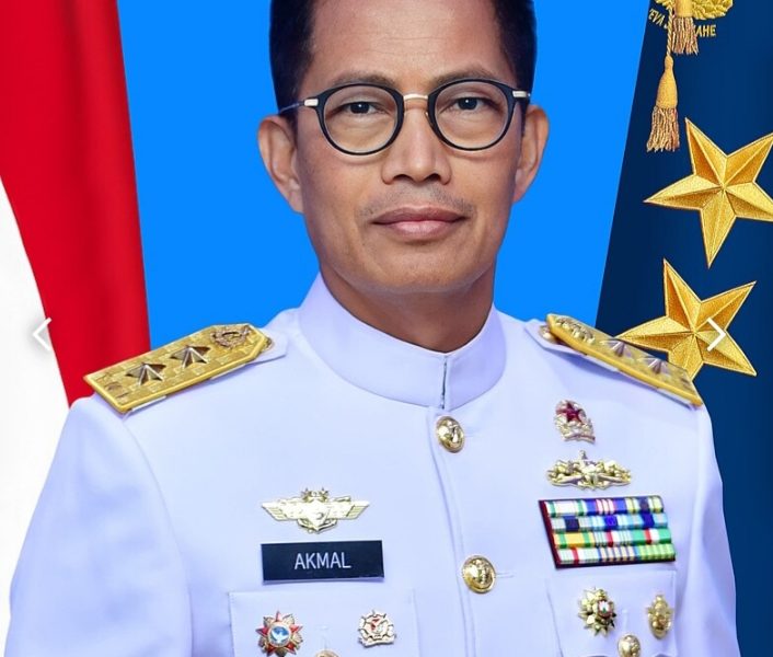 Laksamana Muda TNI AL Akmal Alumni SMABAR Jabat Asintel Kasal – Ujung Jari