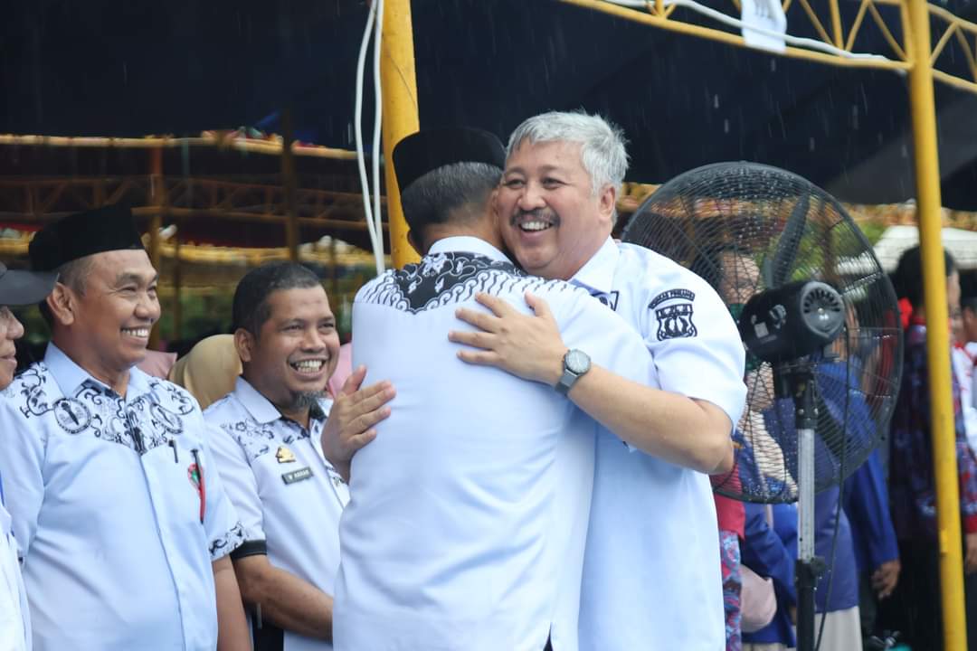 Akhiri Masa Jabatan, Pemkab Pinrang Lepas Bupati Irwan Hamid dan Wakil ... Akhiri Masa Jabatan, Pemkab Pinrang Lepas Bupati Irwan Hamid dan Wakil ...