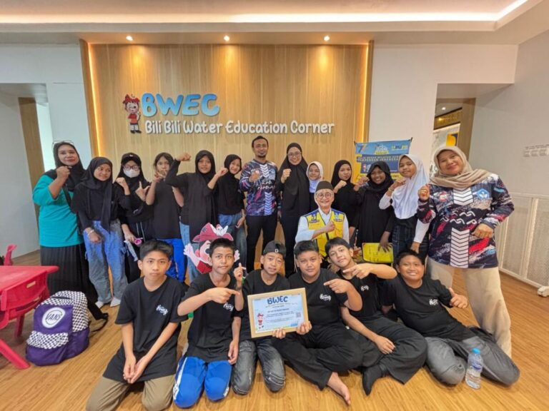Outing Class ke Gowa, Siswa SDN Pampang Belajar Pertanian, Perikanan ...